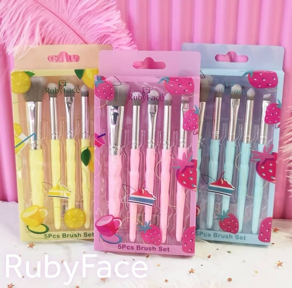Brochas x5 Ruby Face - Compra maquillaje al por mayor en Prettymakeup ...